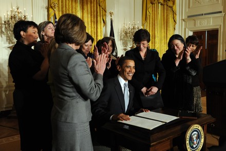 __COUNT__ Obama creates White House Council on Women and Girls in ...