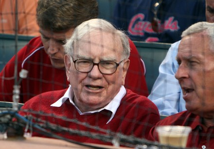 Businessman Warren Buffet Enjoys Baseball Game Editorial Stock Photo ...