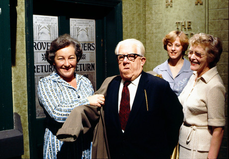 Guests Coronation Street Set Meet Actors Editorial Stock Photo - Stock ...