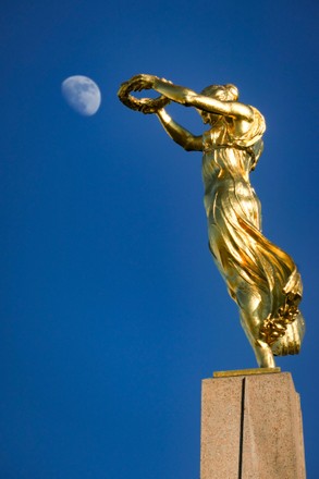 Fra Translated Luxembourgish Golden Lady Officially Editorial Stock ...