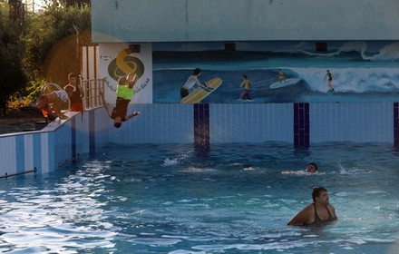 Palestinian Children Swim Inside Pool Swimming Editorial Stock Photo ...