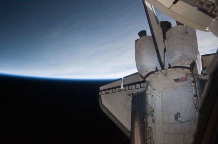Aft Section Space Shuttle Atlantis Featured Editorial Stock Photo ...