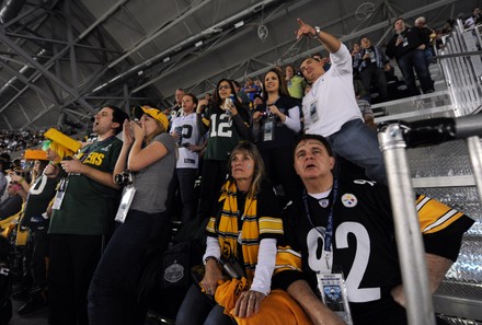 Green Bay Packers Fan Celebrate Pittsburgh Editorial Stock Photo ...