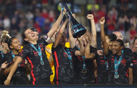 Portland Thorns Fc Celebrate After Defeating Editorial Stock Photo ...