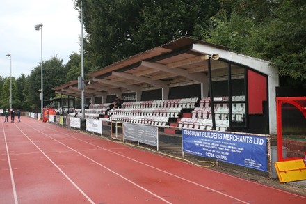 Hornchurch vs Cray Wanderers, Pitching In Isthmian League Premier ...