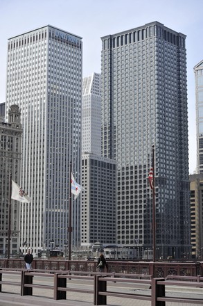 Unitrin Building L Leo Burnett Building Editorial Stock Photo - Stock ...