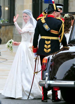 Kate Middleton Waves She Arrives Westminster Editorial Stock Photo ...