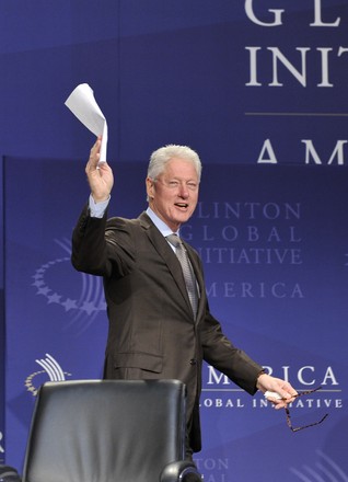 Former Us President Bill Clinton Walks Editorial Stock Photo - Stock ...