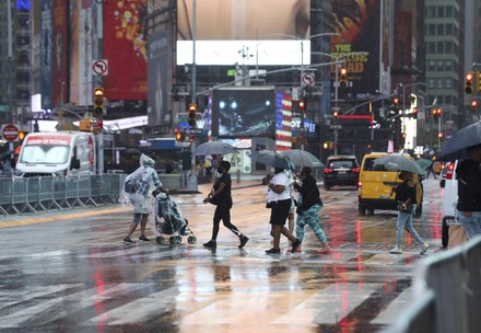 __COUNT__ u.s. New York Tropical Storm Henri Rain - 22 Aug 2021 Stock ...