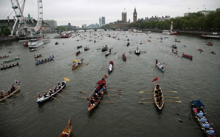 Riverboats sail down the River Thames for Royal Diamond Jubilee Pageant ...
