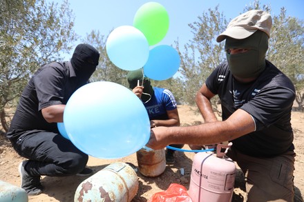 Masked Palestinians Prepare Incendiary Balloons Near Editorial Stock ...