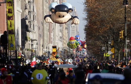 Kermit Frog Balloon Floats Down Parade Editorial Stock Photo - Stock ...