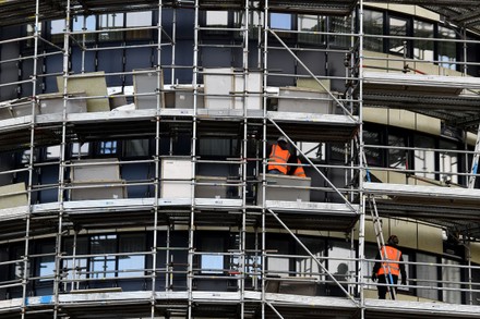 Cladding Being Removed Bradstowe House Harrow Editorial Stock Photo ...