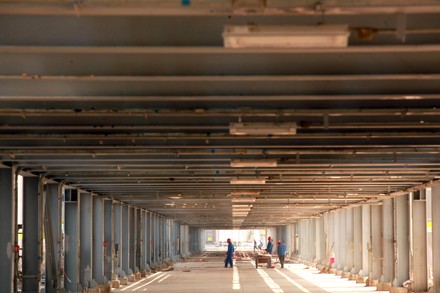 Gaolan port's fuel zone slowly opens in Zhuhai, China - 26 Oct 2013 ...