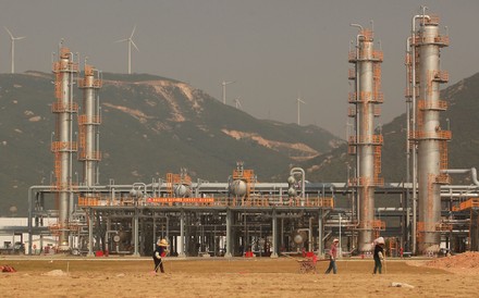 Gaolan port's fuel zone slowly opens in Zhuhai, China - 26 Oct 2013 ...