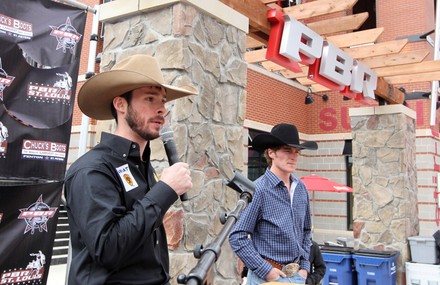 Professional Bullrider Luke Snyder Talks Crowd Editorial Stock Photo ...