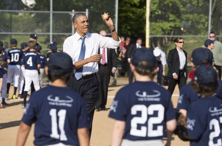 __COUNT__ President Barack Obama Visits a Little Leage Baseball Game in ...