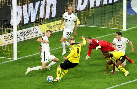 Erling Haaland 4th R Dortmund Shoots Editorial Stock Photo - Stock ...