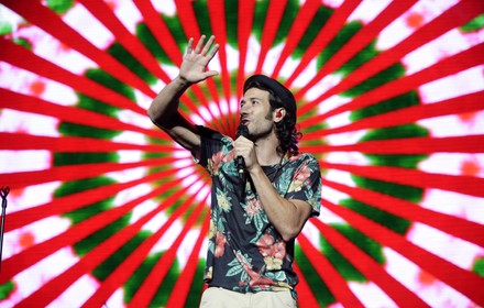 Nasri Lead Vocalist Magic Performs Onstage Editorial Stock Photo ...