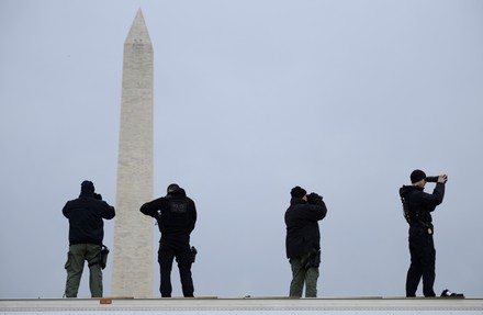 Members Secret Service Use Highpowered Binoculars Editorial Stock Photo ...