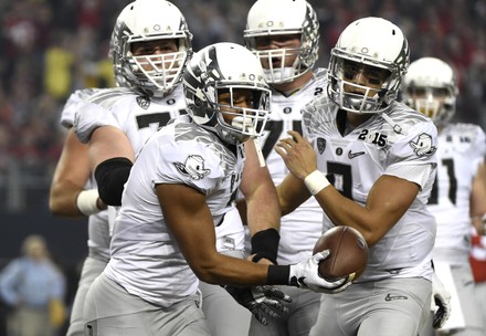 Oregon Ducks Keanon Lowe Celebrates Teammates Editorial Stock Photo ...
