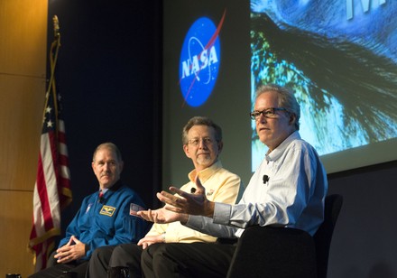 __COUNT__ imágenes de NASA Annouces that Liquid Water Flows on Mars ...