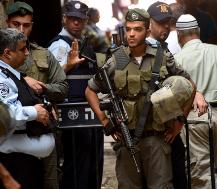 Israeli Police Stand Guard Muslim Quarter Editorial Stock Photo - Stock ...