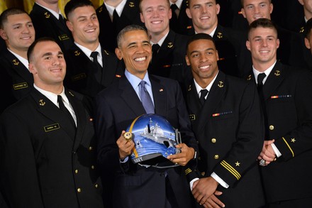 President Barack Obama Poses Members United Editorial Stock Photo ...