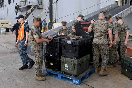 Marines 24th Marine Expeditionary Unit Load Editorial Stock Photo ...