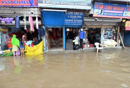Heavy Rains Lashes Parts Of Delhi-NCR Causing Waterlogging And Traffic Snarls In Several Areas ...