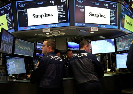 __COUNT__ Snap IPO debuts at the NYSE in New York, United States - 02 ...