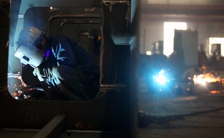 Chinese Welders Work Dhidcws Heavy Industry Editorial Stock Photo ...
