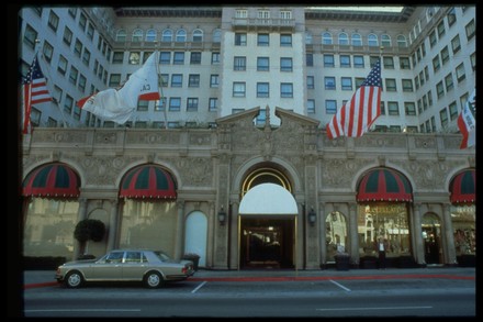 Exterior Regent Beverly Wilshire Hotel Storefront Editorial Stock Photo ...
