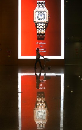 81 Cartier watches Stock Pictures, Editorial Images and Stock Photos ...