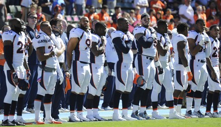 Denver Broncos Players Stand National Anthem Editorial Stock Photo ...