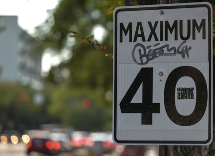 750 Speed limit sign Stock Pictures, Editorial Images and Stock Photos ...