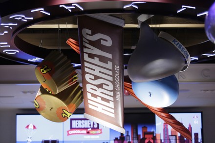 Hersheys Products On Display Shoppers Walk Editorial Stock Photo ...