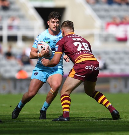 Jordy Crowther Wakefield Trinity Sam Hewitt Editorial Stock Photo ...