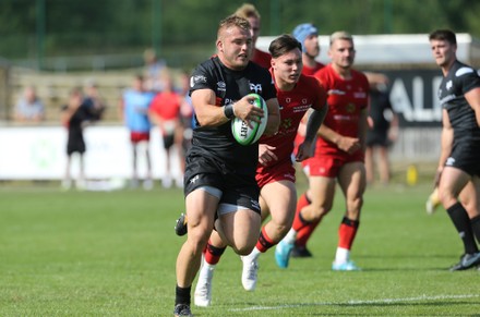 Ifan Phillips Ospreys Races Score His Editorial Stock Photo - Stock ...