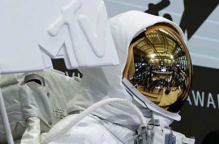 54 Moon person award Stock Pictures, Editorial Images and Stock Photos ...