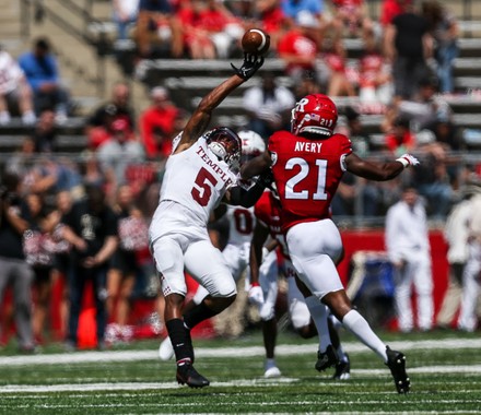 Temple Owls Quarterback Dwan Mathis 18 Editorial Stock Photo - Stock ...