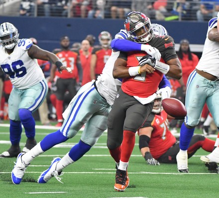 Dallas Cowboys Randy Gregory Hits Tampa Editorial Stock Photo - Stock ...