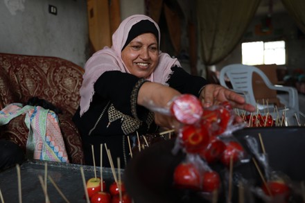 Palestinian Hanan Hamad 50 Makes Candy Editorial Stock Photo - Stock ...