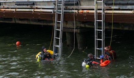 Fdny Marine Unit Nypd Emergency Service Editorial Stock Photo - Stock ...