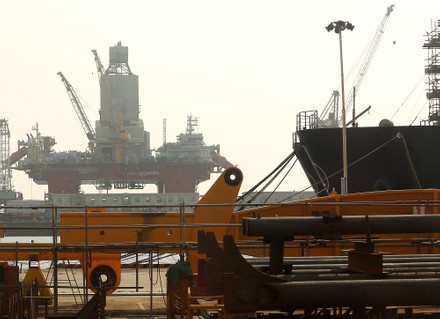 Some Worlds Biggest Deepwater Drilling Rigs Editorial Stock Photo ...