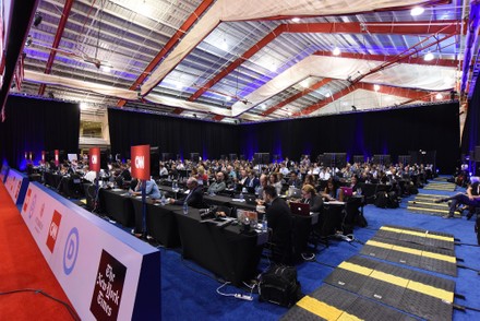 Gathered Media Listen Debate After Democratic Editorial Stock Photo ...
