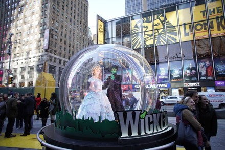 Times Square Unveils Holiday Show Globes Editorial Stock Photo - Stock ...