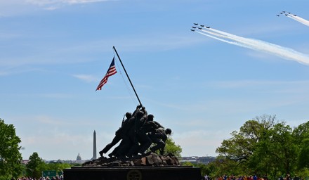 Us Marine Corps War Memorial Frames Editorial Stock Photo - Stock Image ...