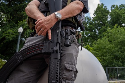 500 Right to bear arms Stock Pictures, Editorial Images and Stock ...