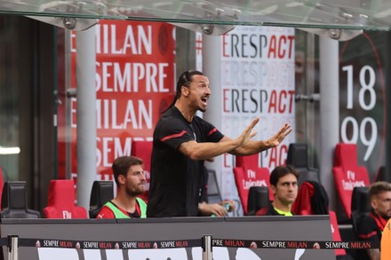 Zlatan Ibrahimovic Ac Milan Reacts Bench Editorial Stock Photo - Stock ...
